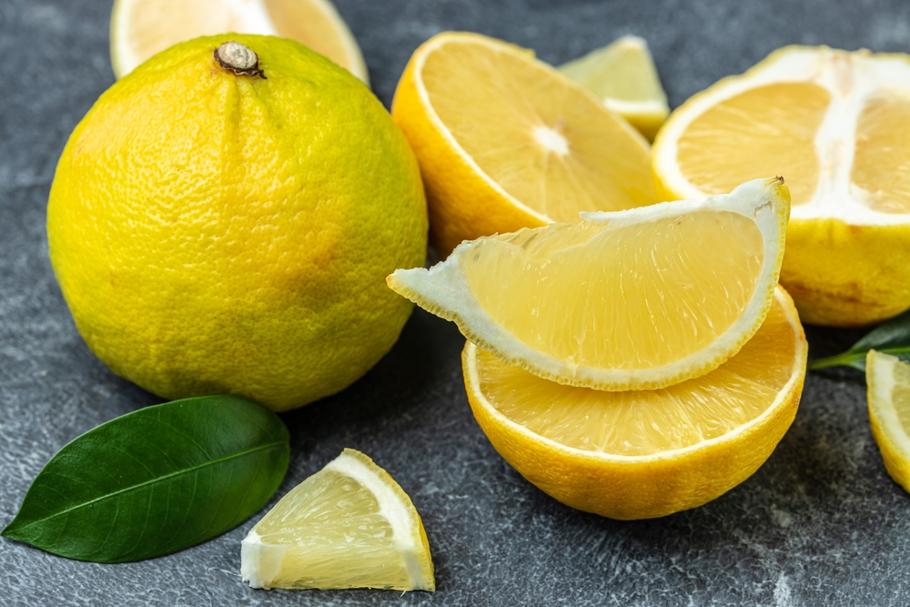 4 Reasons to Take Bergamot Supplements - Apothecary & Co